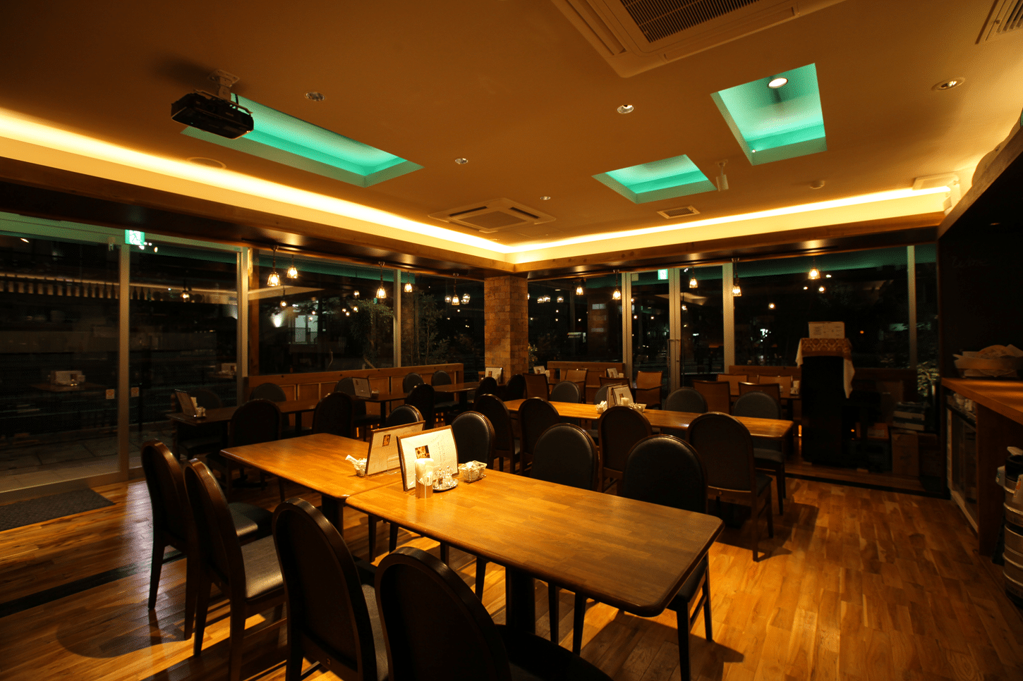 Restaurants - wacca